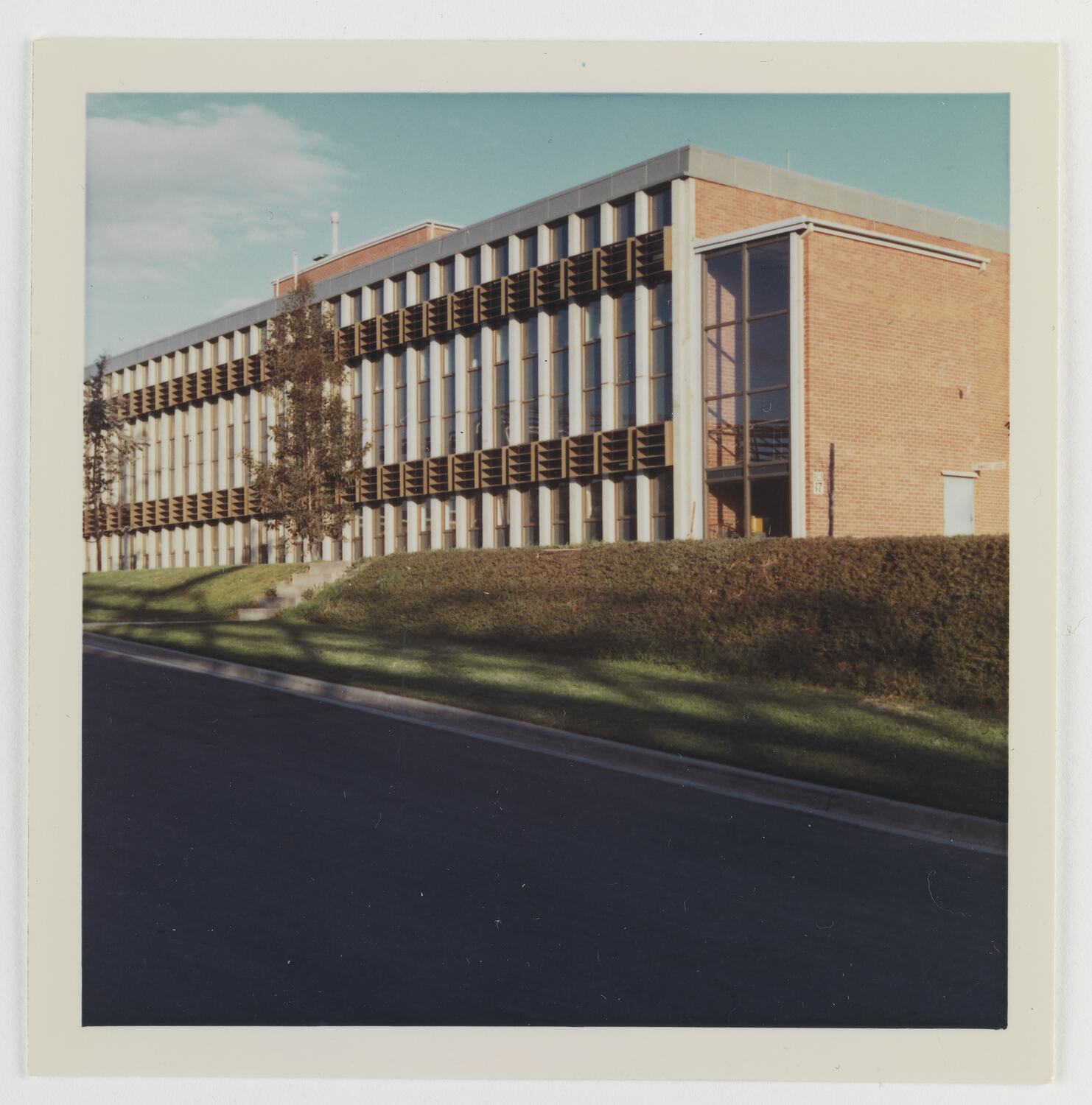 Photograph - Kodak Australasia Pty Ltd, Exterior Research Laboratory ...