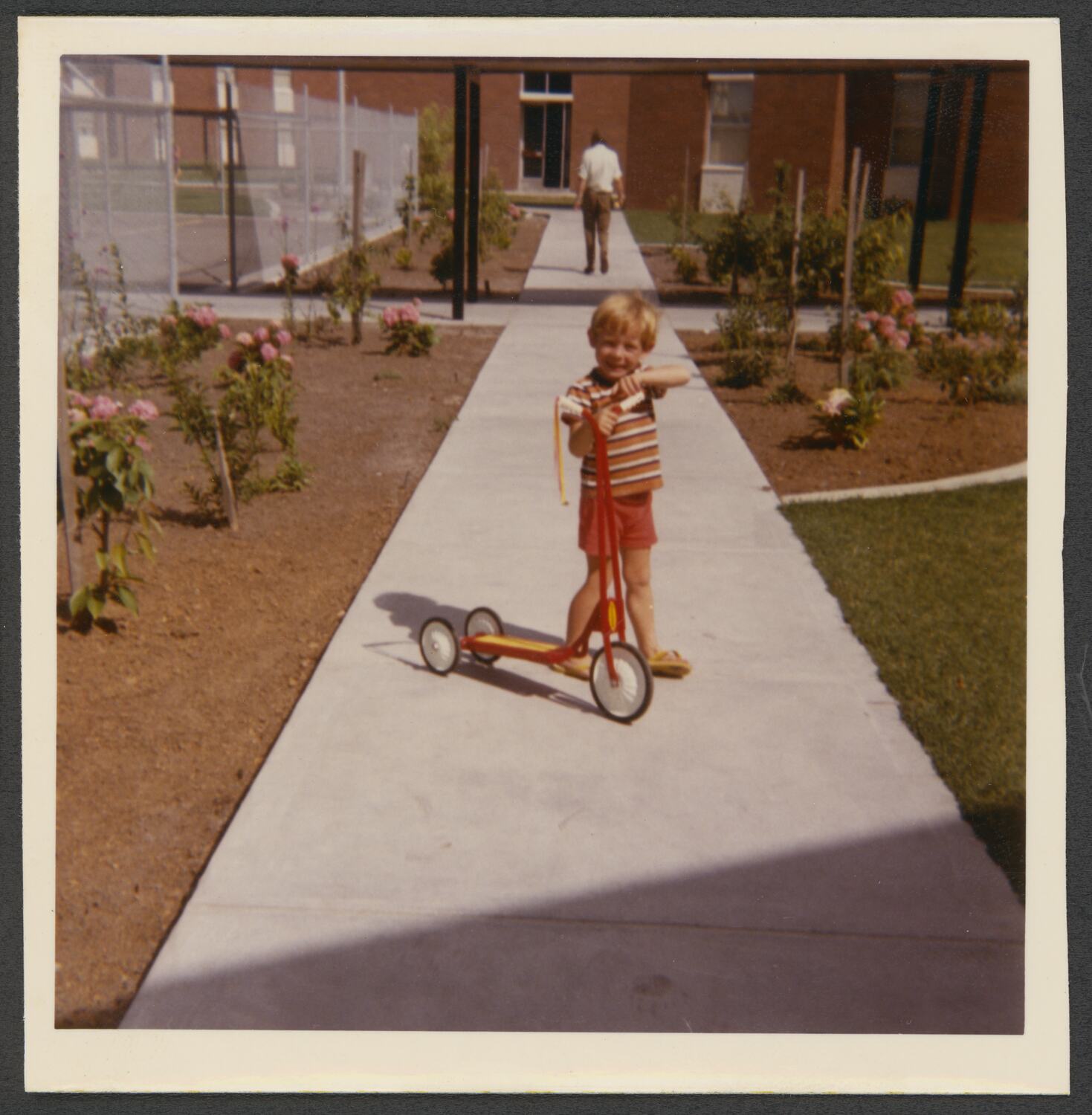 Digital Photograph - Clive Austin at Enterprise Hostel Springvale ...