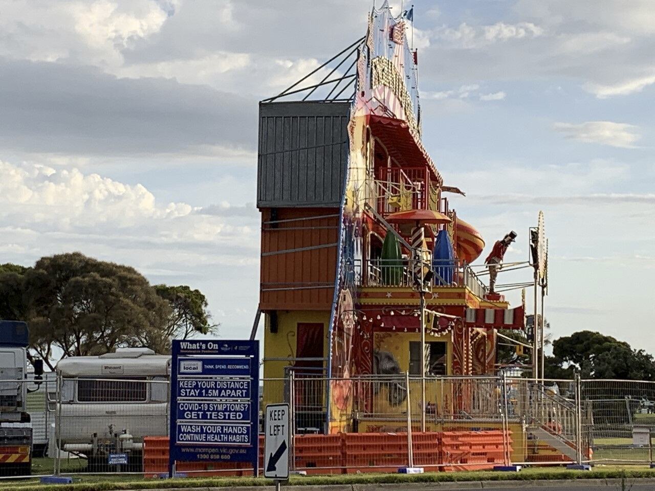 Digital Photograph - Wittingslow Carnivals, Rye Beach Foreshore, Rye ...
