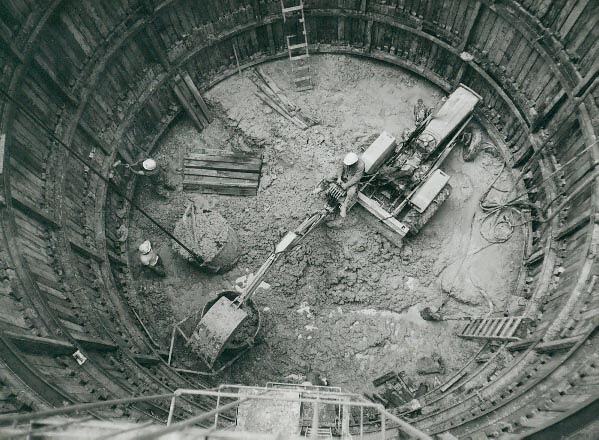 Photograph - Massey Ferguson, MF220 Backhoe Loader, Melbourne, 1966