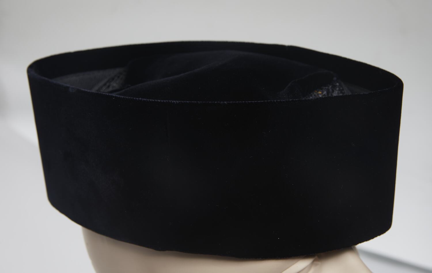 Kopiah - Black Velour Men's, Zurlia Istiviani Usman, House of EMAAN ...