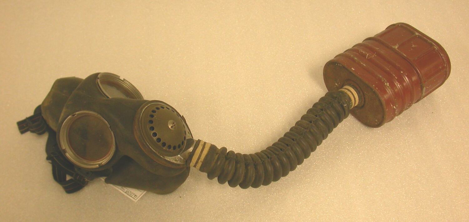 Respirator - Air Raid Precautions Warden, circa 1941-1945