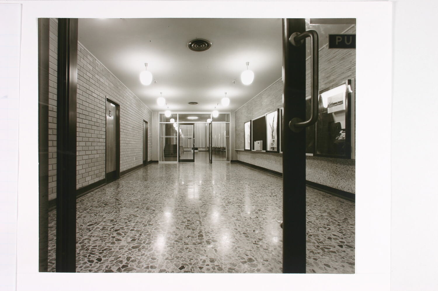 Photograph - Kodak Australasia Pty Ltd, Foyer Area in Building 9 ...