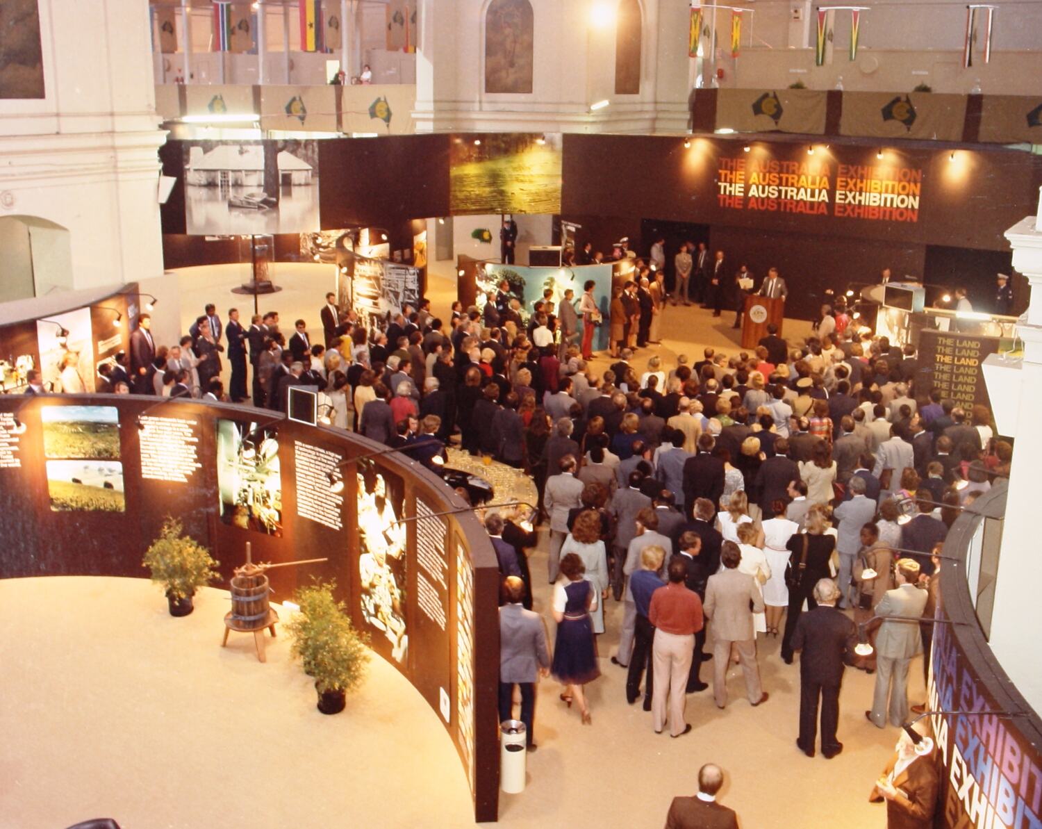 Photograph - Commonwealth Heads of Government Meeting, Australia ...