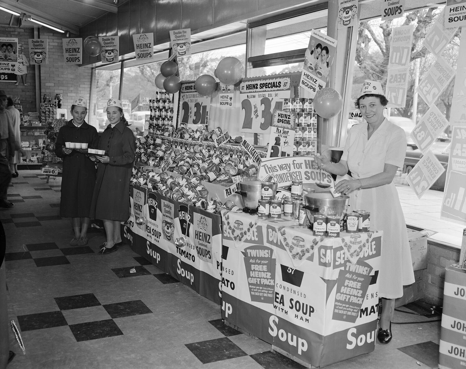 Negative H J Heinz Co Pty Ltd Promotional Display St Kilda negative-h-j-heinz-co-pty-ltd-promotional-display-st-kilda