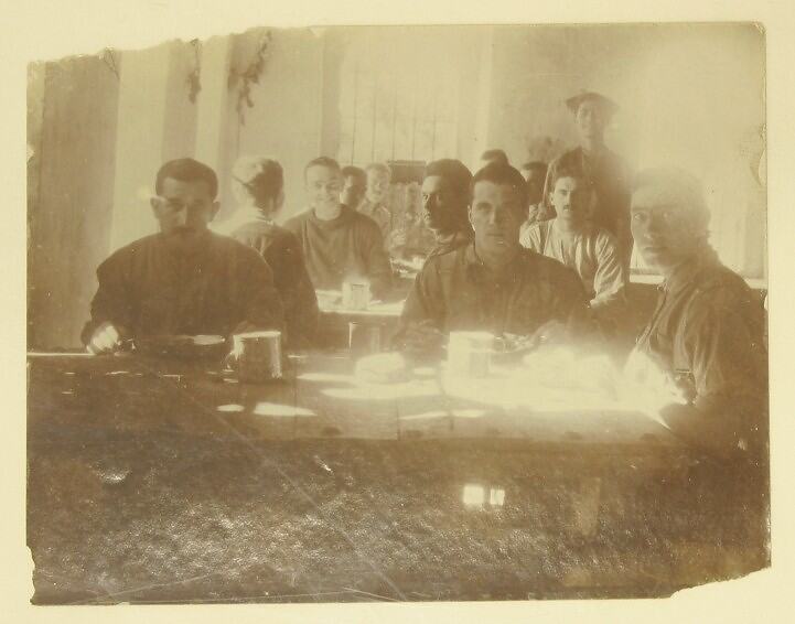 Photograph - Soldiers Dining, World War I, 1914-1918