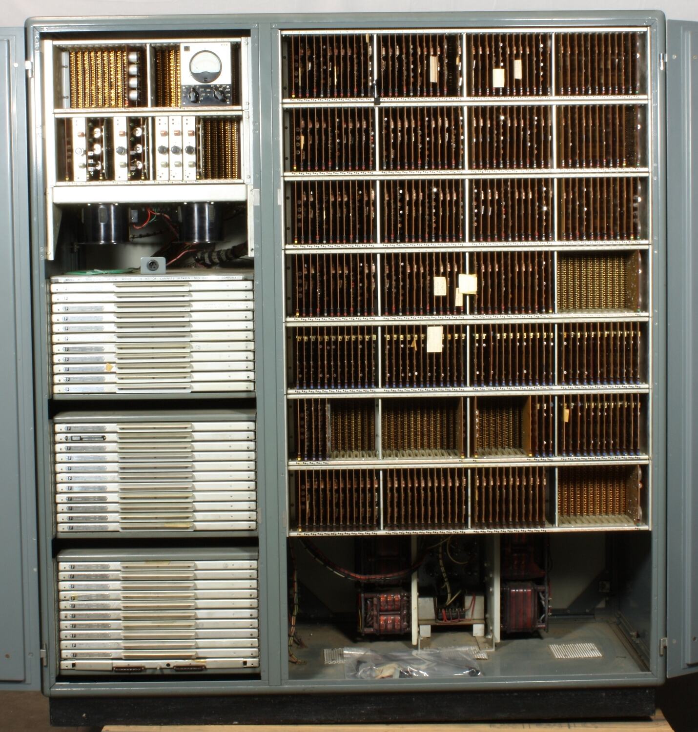 The Ferranti Sirius in Museum Victoria's Collection - brief technical ...