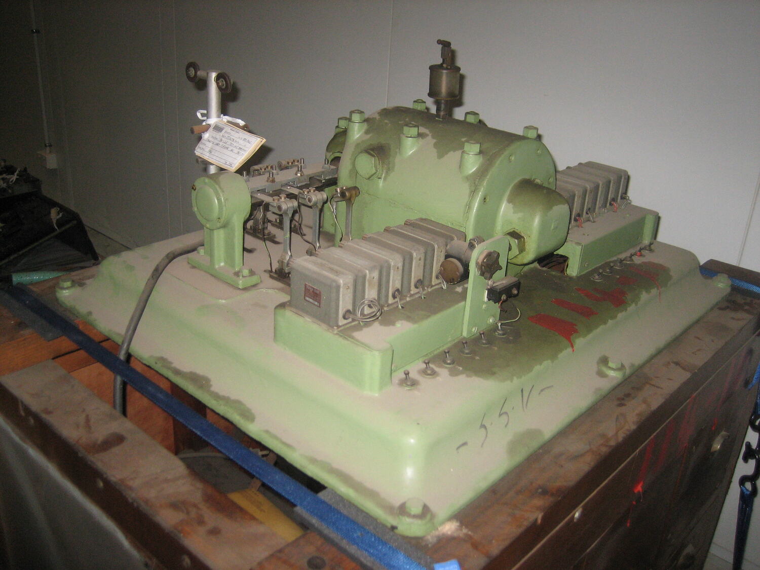 Fatigue Testing Machine - Multiple Sheet Flexure, Aeronautical Research ...