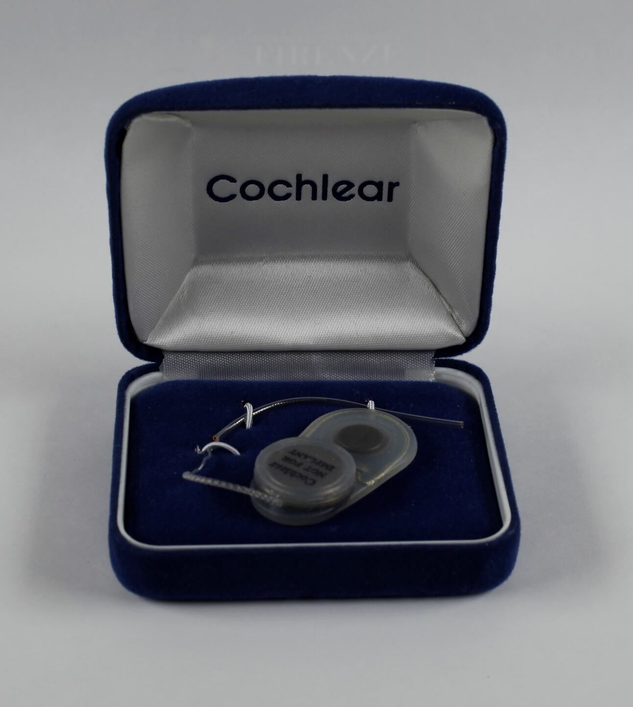 Receiver-Stimulator - Cochlear Mini, 1985