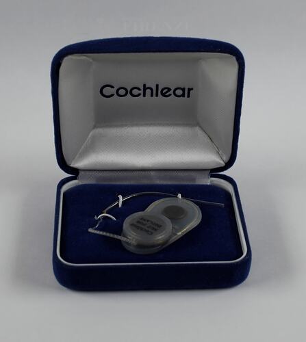 Receiver-Stimulator - Cochlear Mini, 1985
